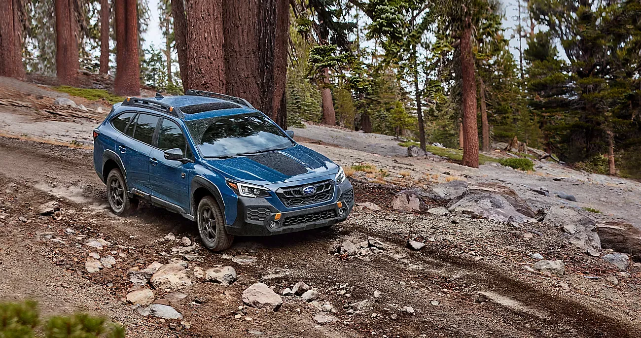 Subaru Outback vs Nissan Rogue Long Island NY | East Hills Subaru