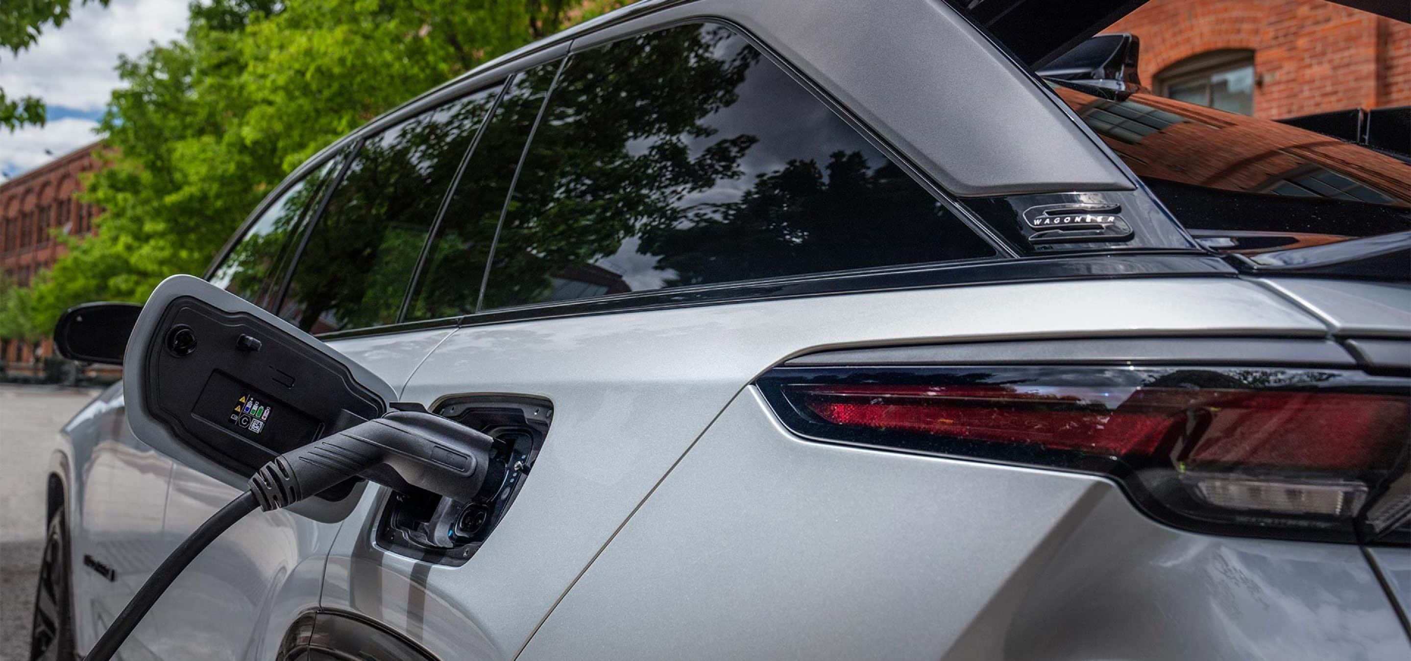 Wagoneer S Charging Options Cuero TX | Cuero Dodge Chrysler Jeep Ram