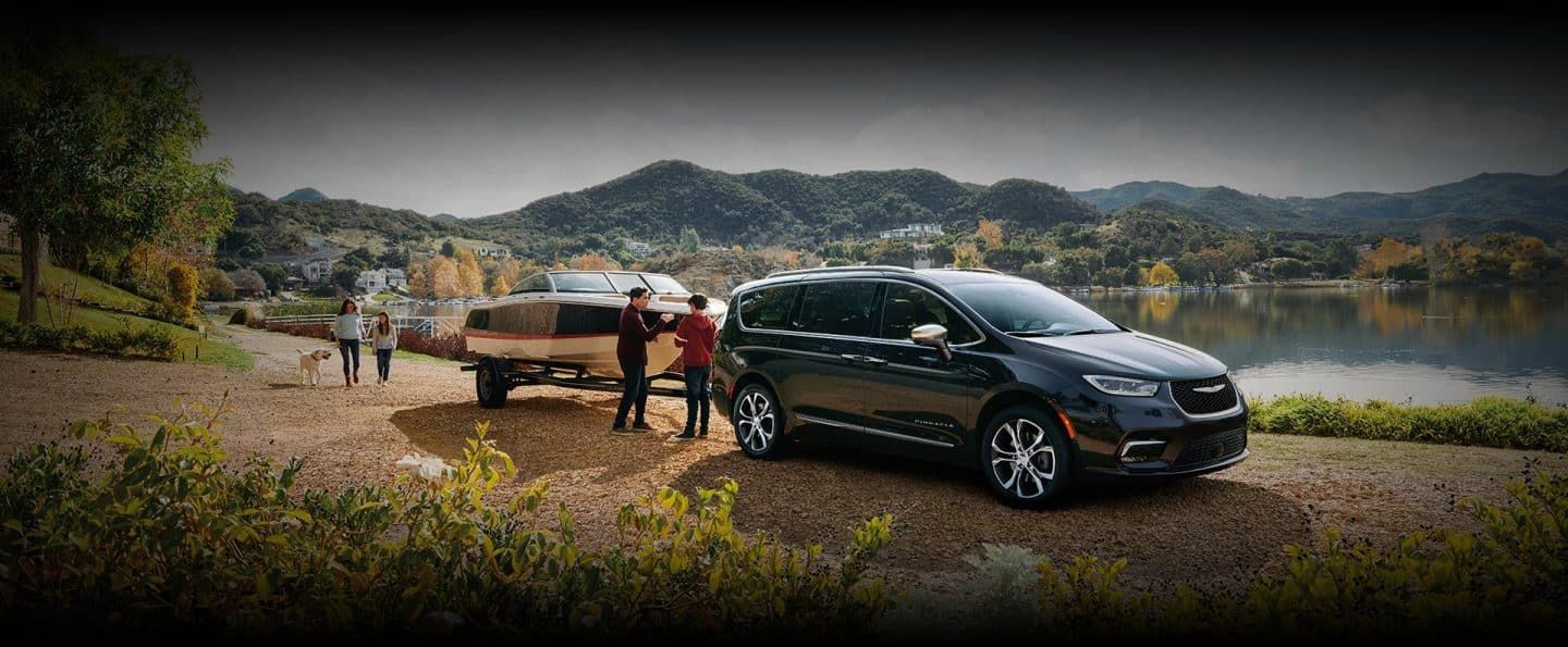 2024 Chrysler Pacifica Packages | Pinckney Chrysler Dodge Jeep RAM