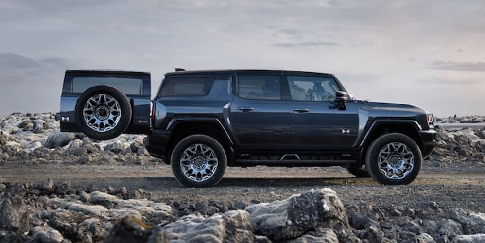 2025 Hummer SUV EV Trim Levels and Colors | Premier GMC